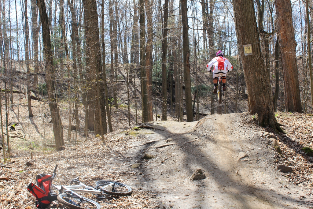 Mavic DeeMax Ultimate DH Wheelset Review - Singletracks Mountain Bike News