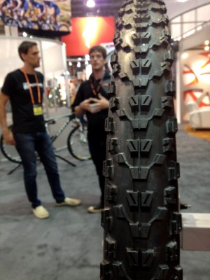 The 650b (R)evolution, Part 1: Jamis, KHS, and Tires - Singletracks ...