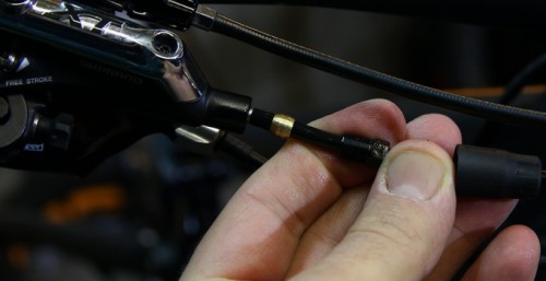 How To Change a Hydraulic Brake Line on Your MTB - Singletracks ...