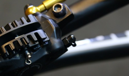 How To Change a Hydraulic Brake Line on Your MTB - Singletracks ...