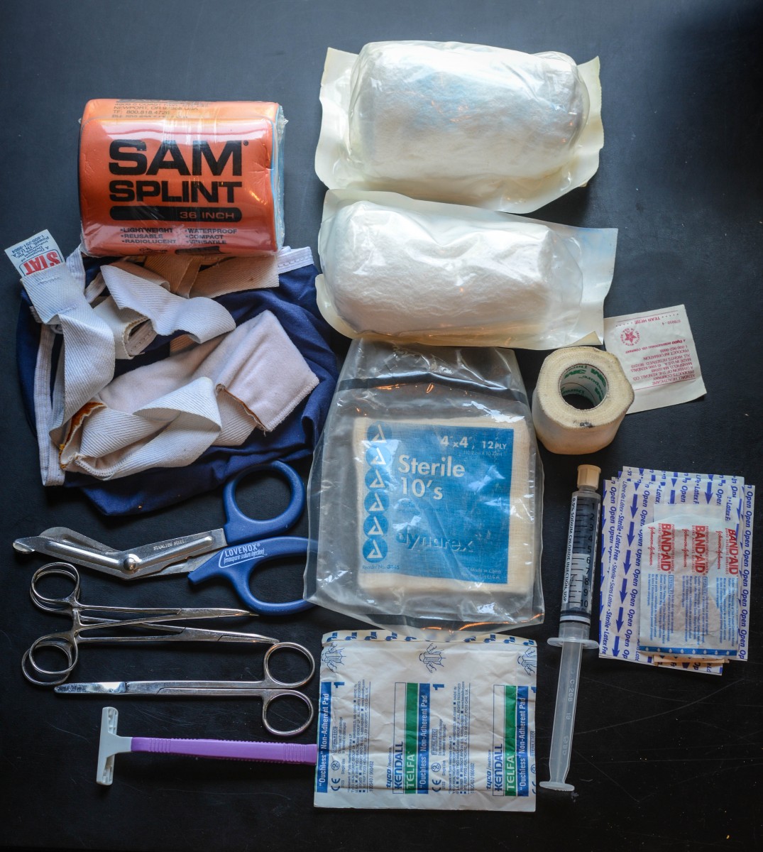 50 Essential Items to Keep in your MTB Emergency Kits - Singletracks ...