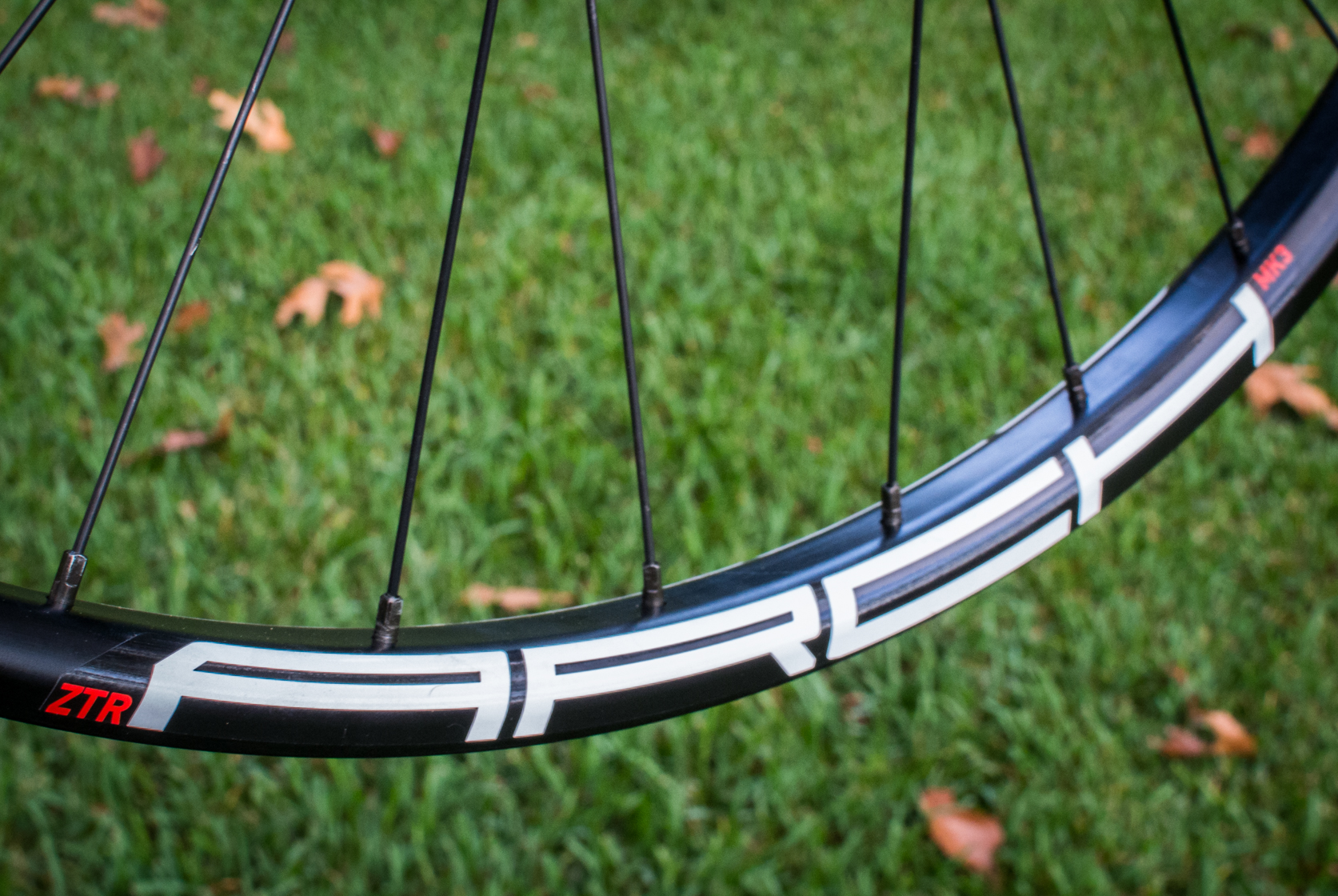 Stans Arch MK3 Wheelset Review - Singletracks Mountain Bike News