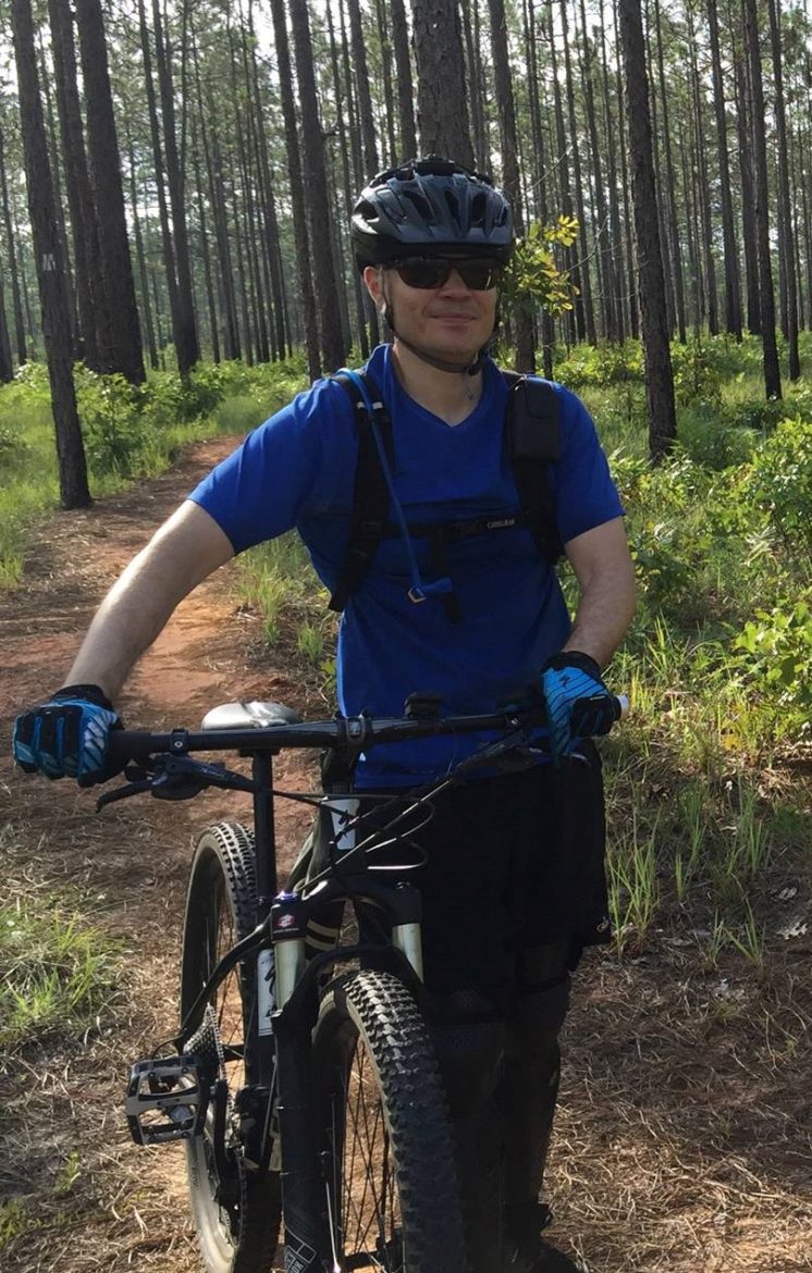 How Much Body Armor Should I Wear for Mountain Biking? - Singletracks ...