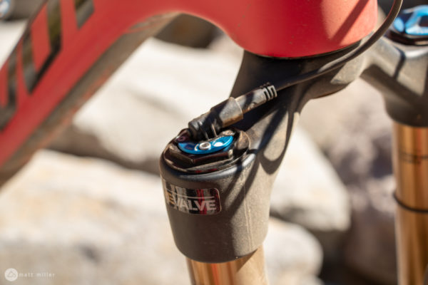 First Impressions: Riding The Fox Live Valve Automated MTB Suspension ...