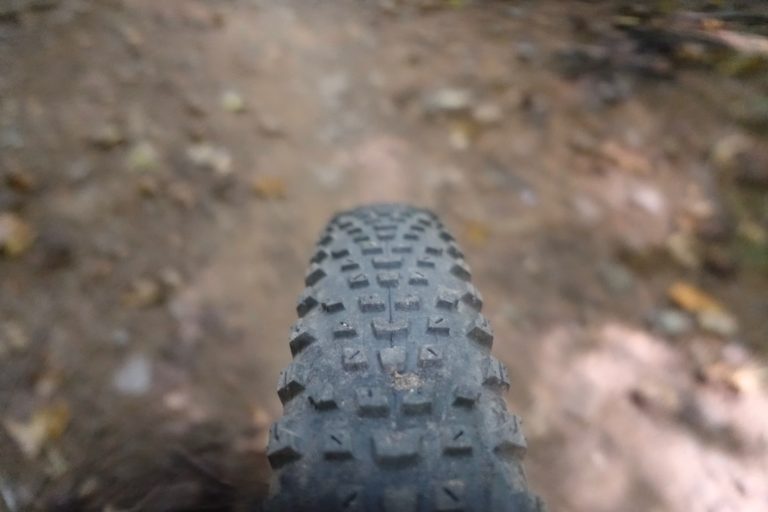 Maxxis Rekon and Rekon Race Tires Compared - Singletracks Mountain Bike ...