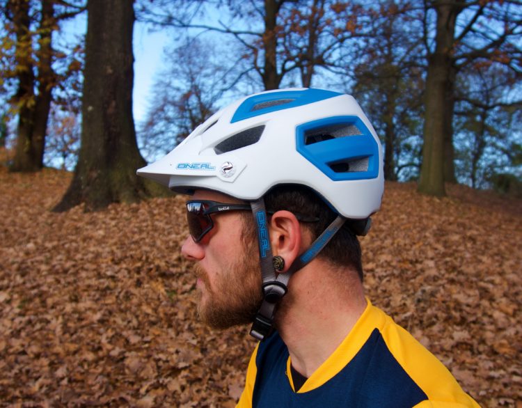 $99 O'Neal Pike Enduro Helmet Review - Singletracks Mountain Bike News