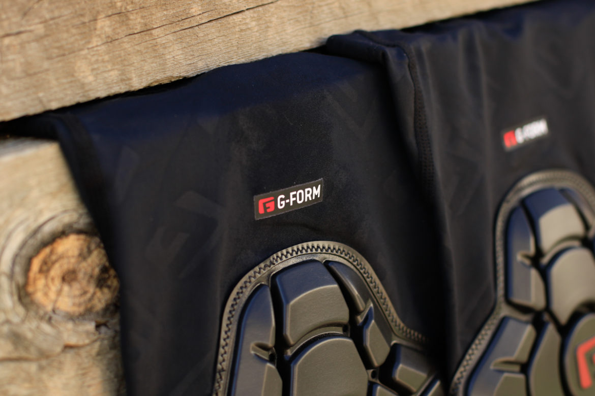 Review: G-Form Pro-X2 Knee Pads Make Protection Discreet - Singletracks ...