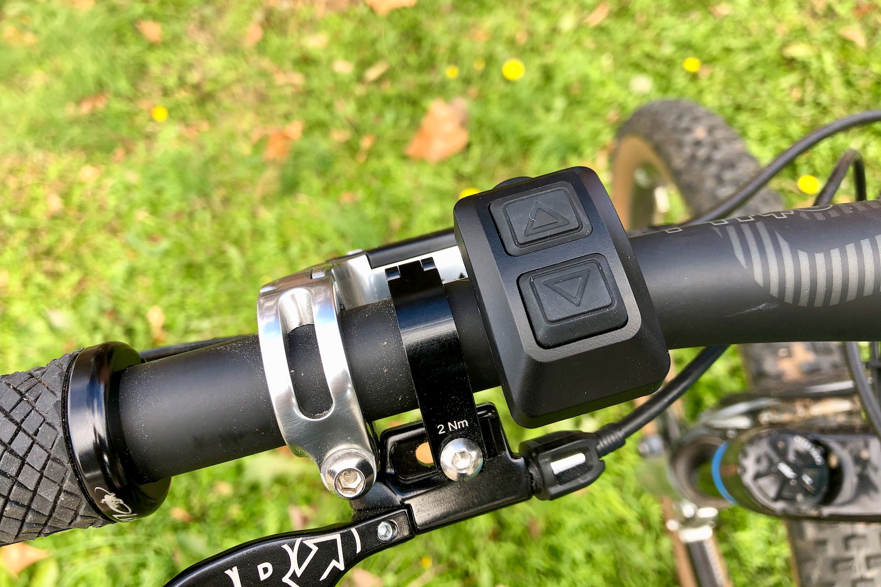 Gloworm X2 Adventure Helmet Light: Customize How You Roll at Night ...