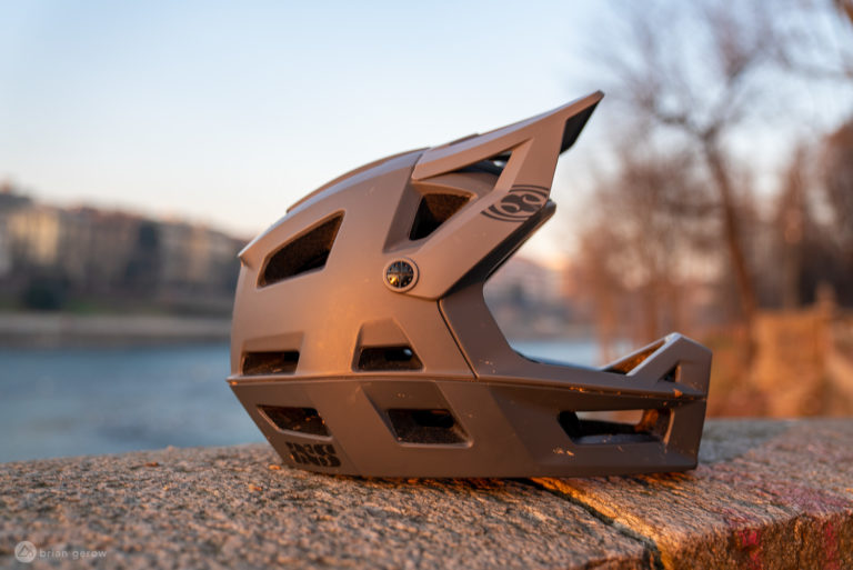 The iXS Trigger FF Full Face Mountain Bike Helmet is Wicked Light and ...