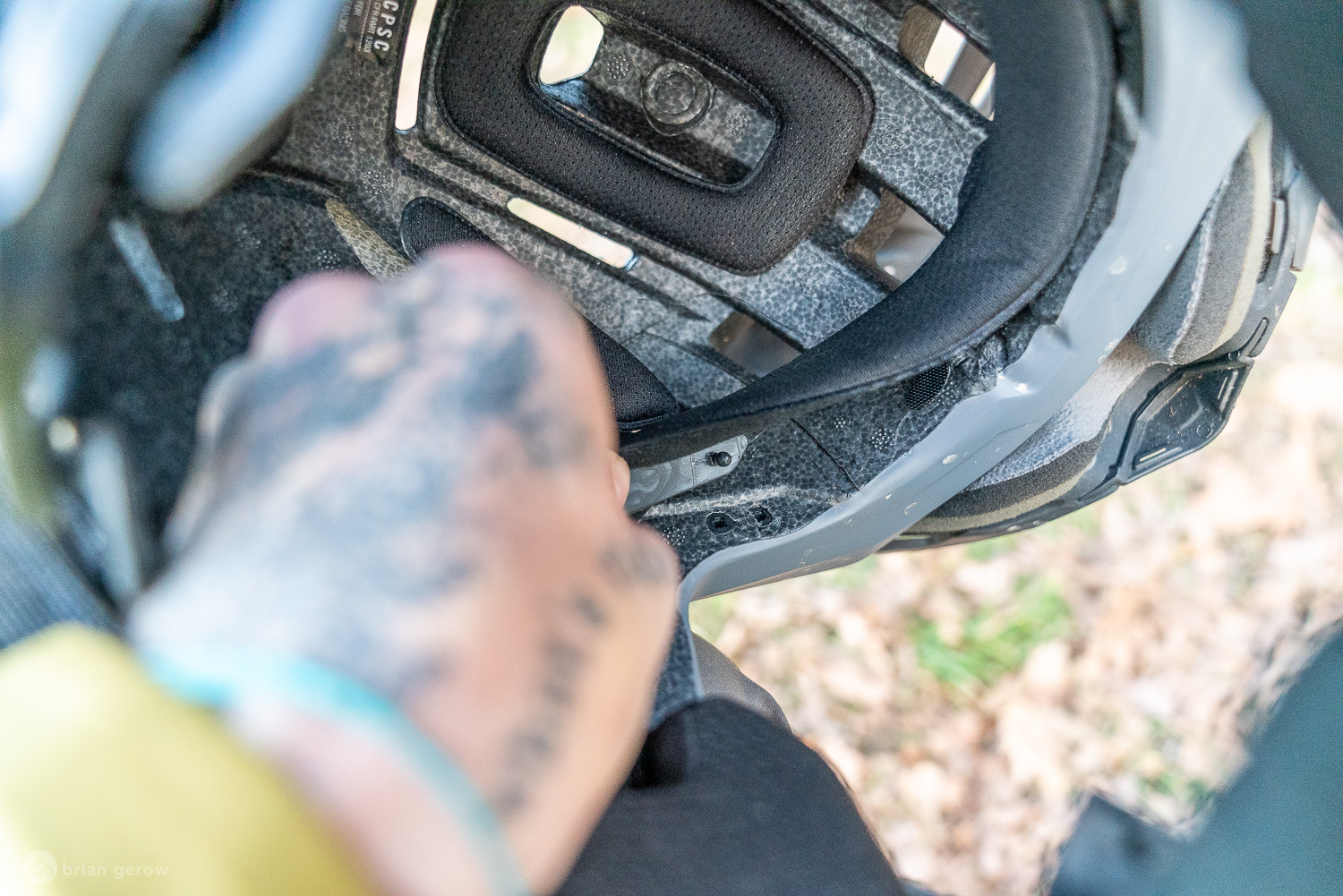 The iXS Trigger FF Full Face Mountain Bike Helmet is Wicked Light and ...