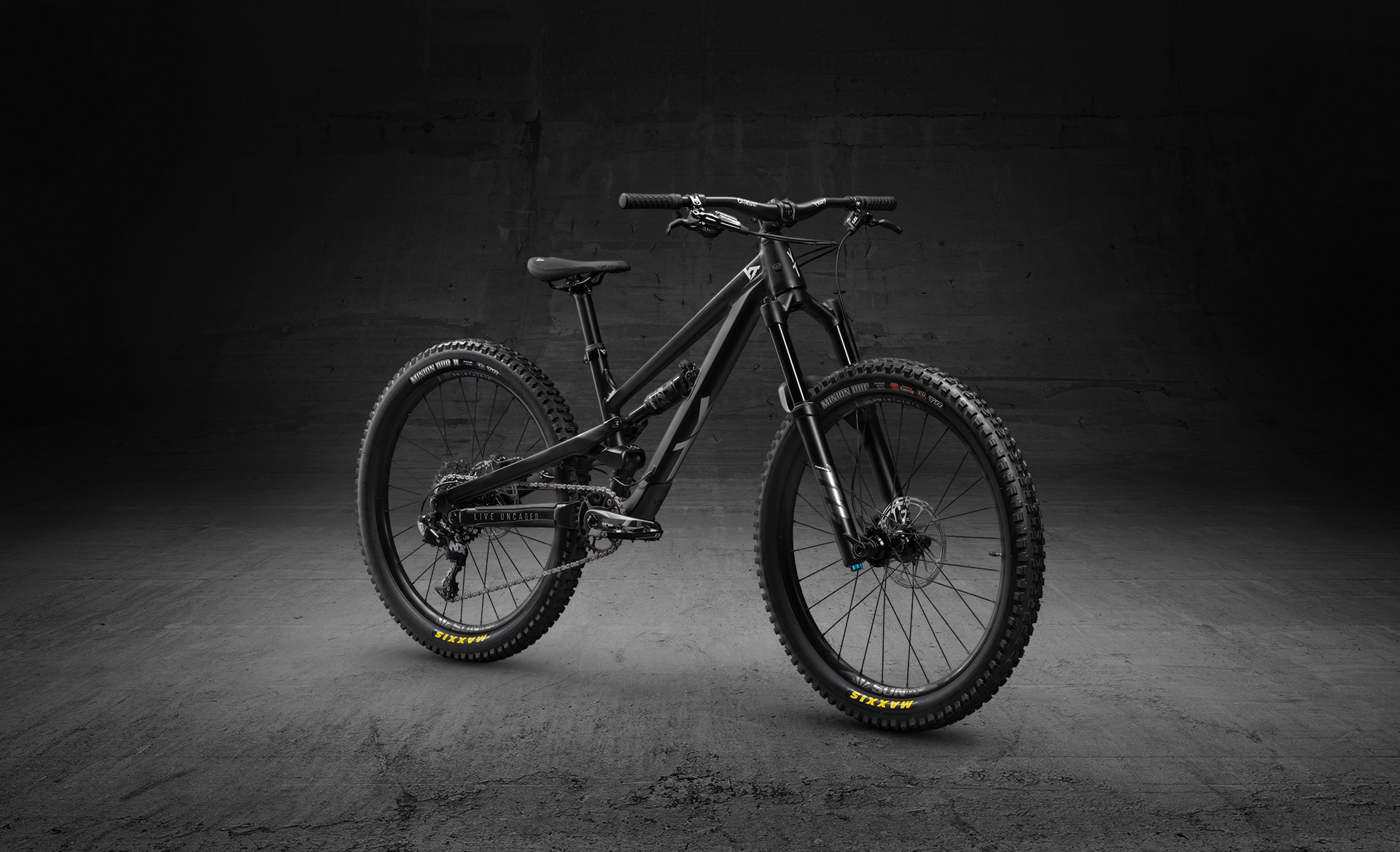 YT Industries Debuts Smaller Jeffsy Primus for Younger and Shorter ...