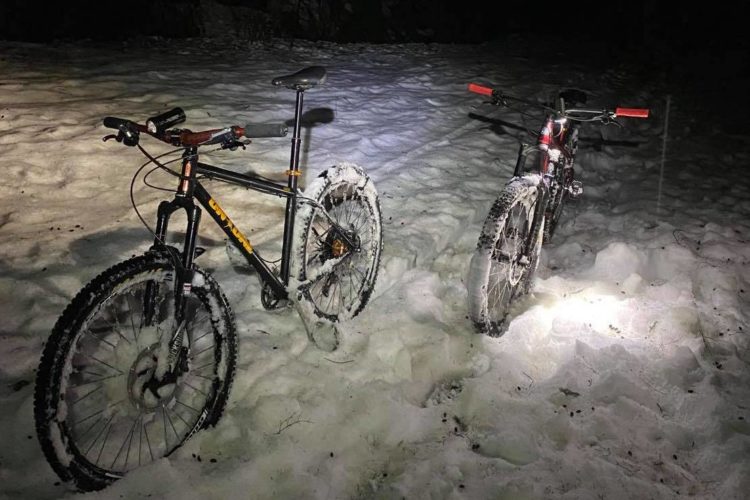 Why We Love Mountain Biking in the Snow - Singletracks Mountain Bike News