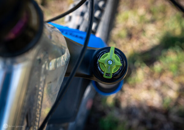 DVO Diamond D1 Mountain Bike Fork Review: Unique Adjustments for a ...
