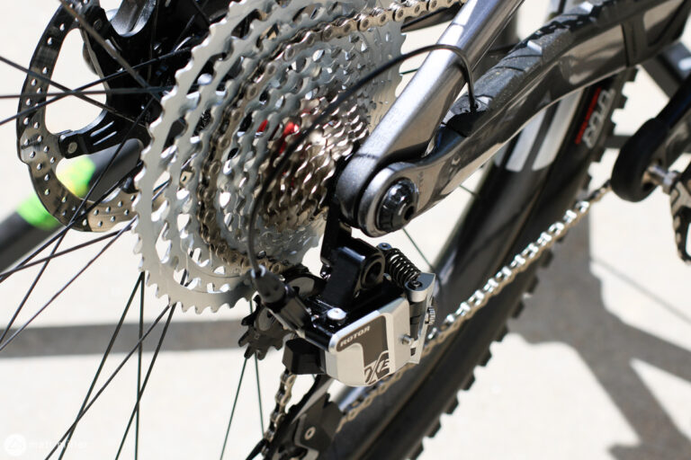 Lucky 13? We Put the New Rotor 13-Speed Hydraulic Drivetrain to the ...