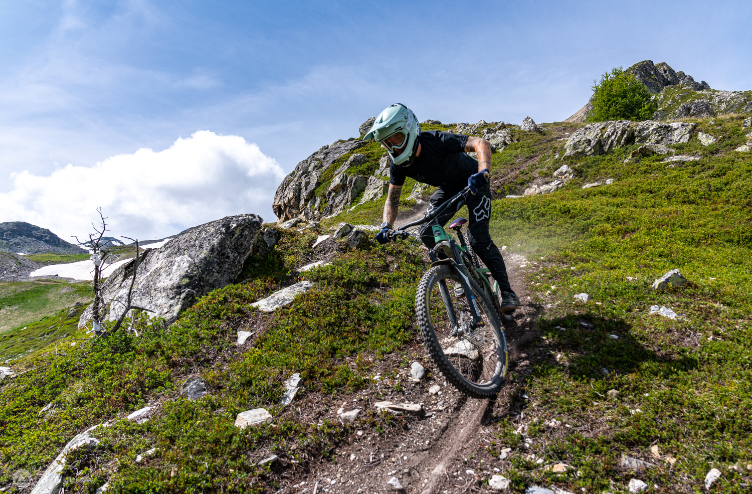 Santa Cruz Megatower: Enduro Designed to the Letter [Review ...