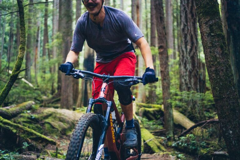 SQlab 30X 12º Carbon Handlebars: Why More Back Sweep is Good for ...