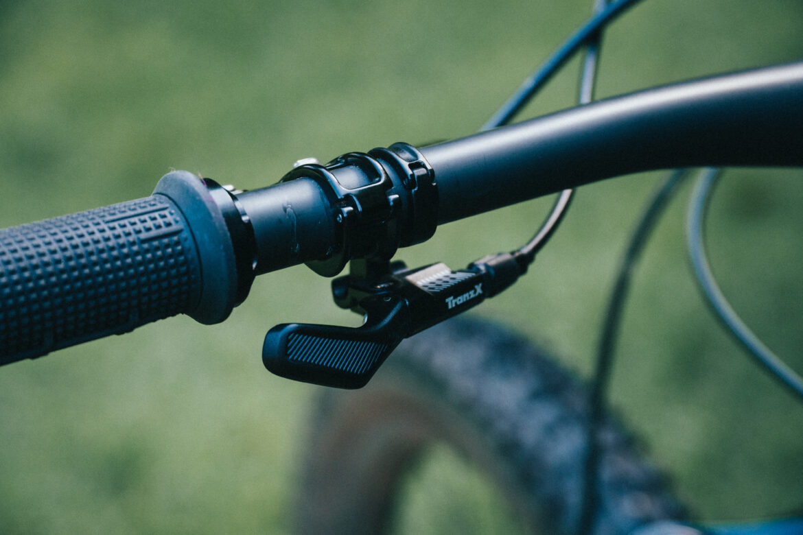 Comparing TranzX Dropper Posts: TranzX Kitsuma Air vs TranzX Skyline ...