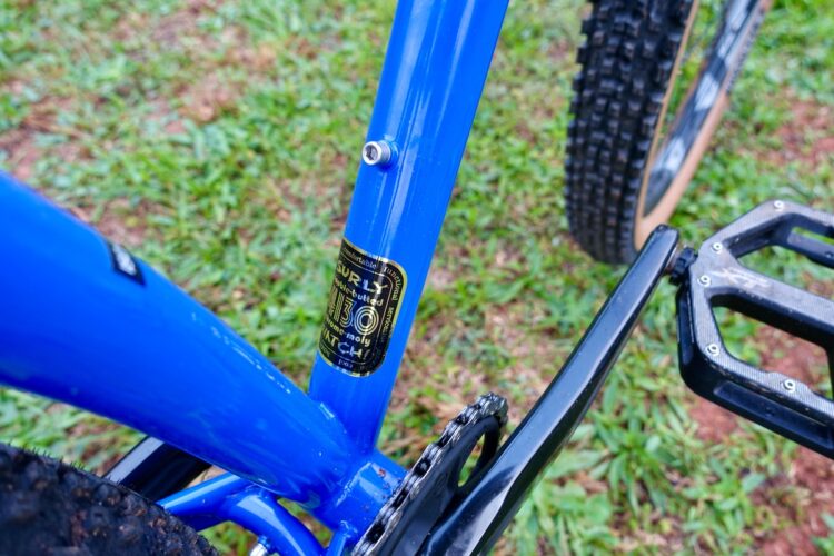 A Teeny, Tiny 29ie: Surly Karate Monkey Build - Singletracks Mountain ...