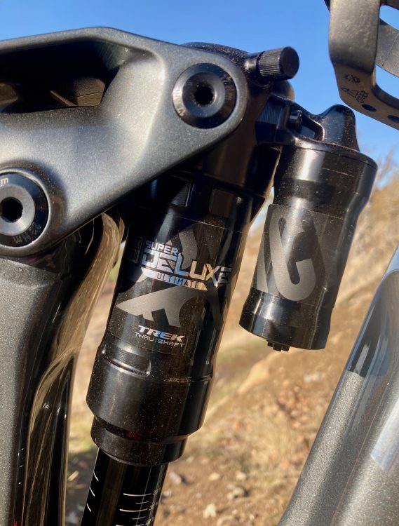 2021 Trek Slash 8 Gen 5 Review: A No-Compromise Ripper Without the ...