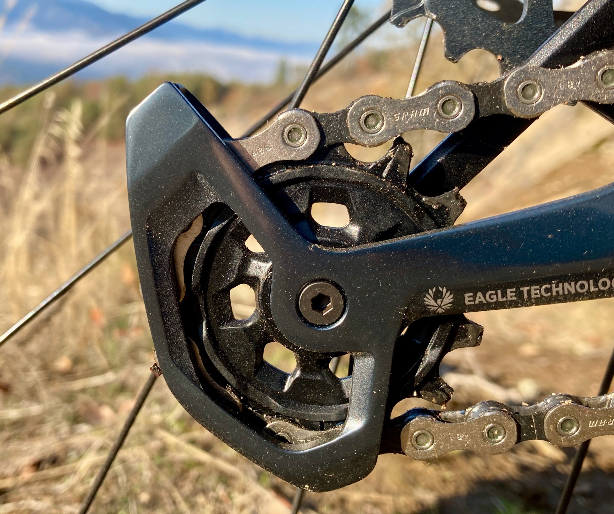 2021 Trek Slash 8 Gen 5 Review: A No-Compromise Ripper Without the ...