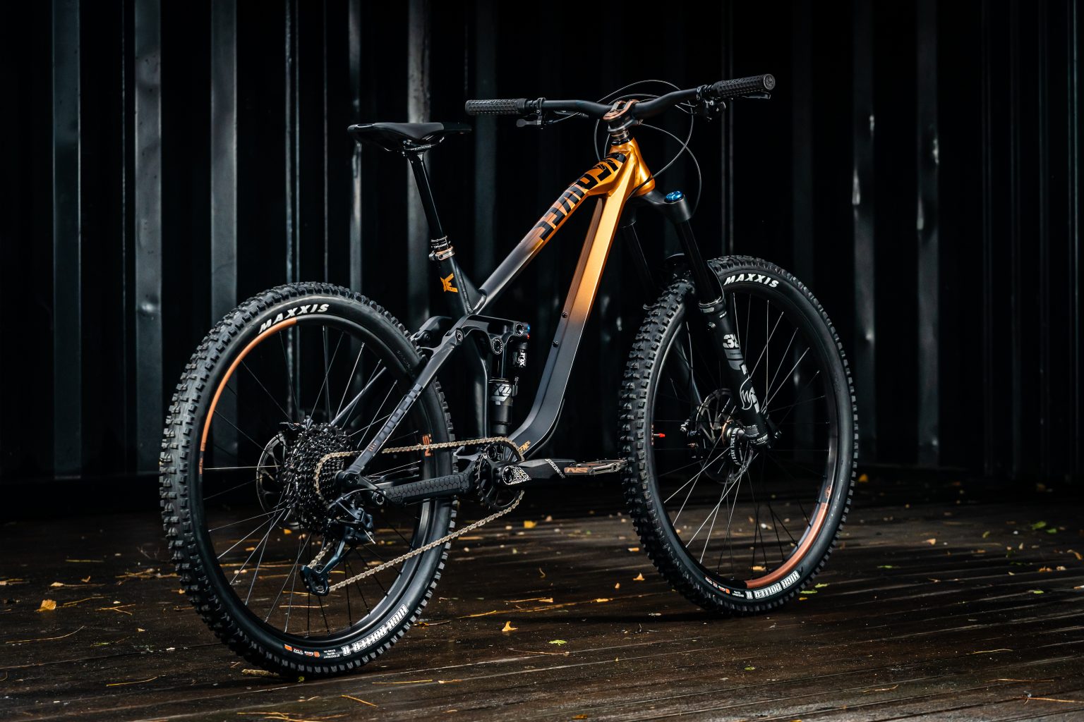 NS Bikes Goes Long on the New Define AL 170 Mixed Wheel Bike ...