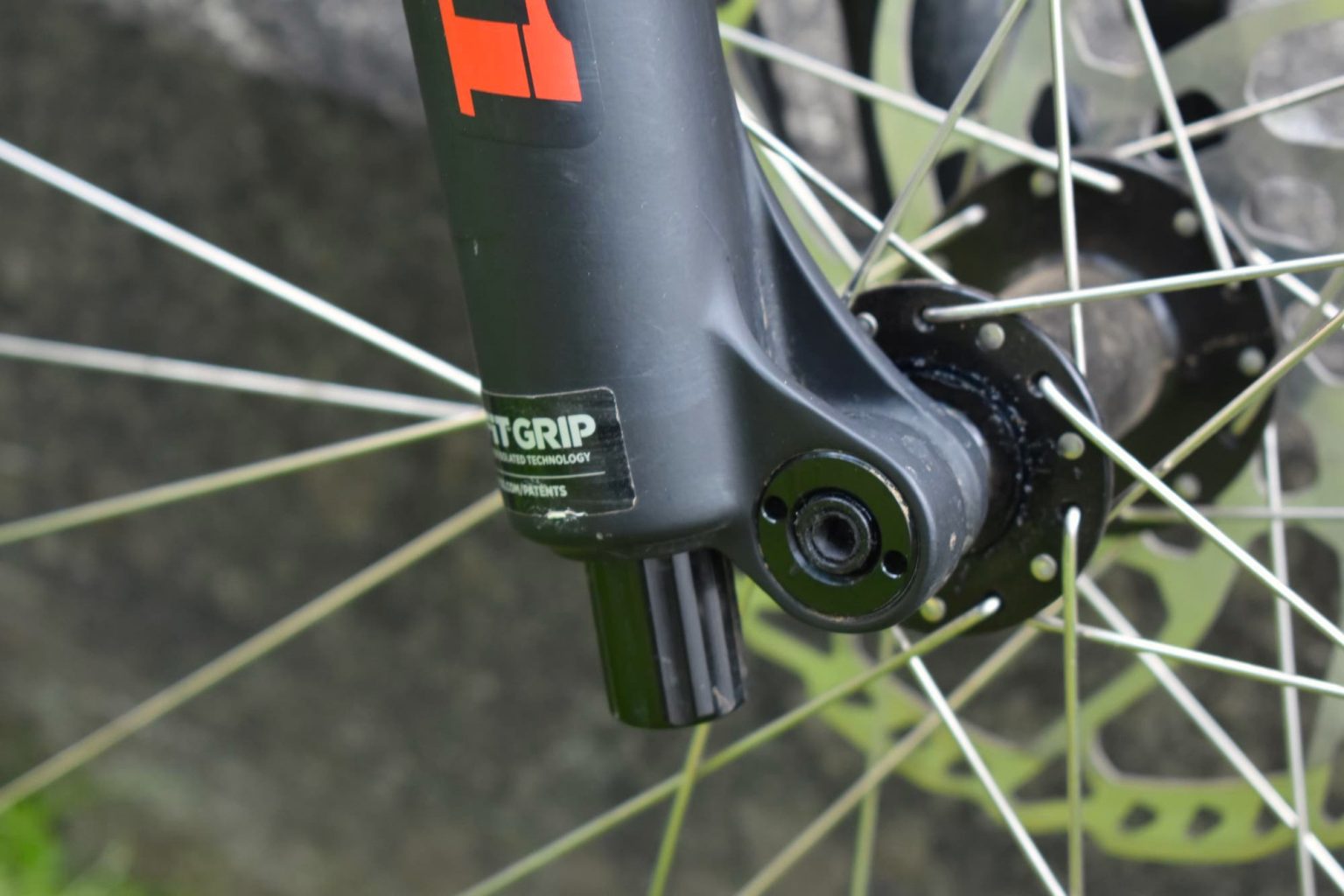 The Marzocchi Bomber Z1 Coil Fork is Supple and Low Maintenance [Review ...