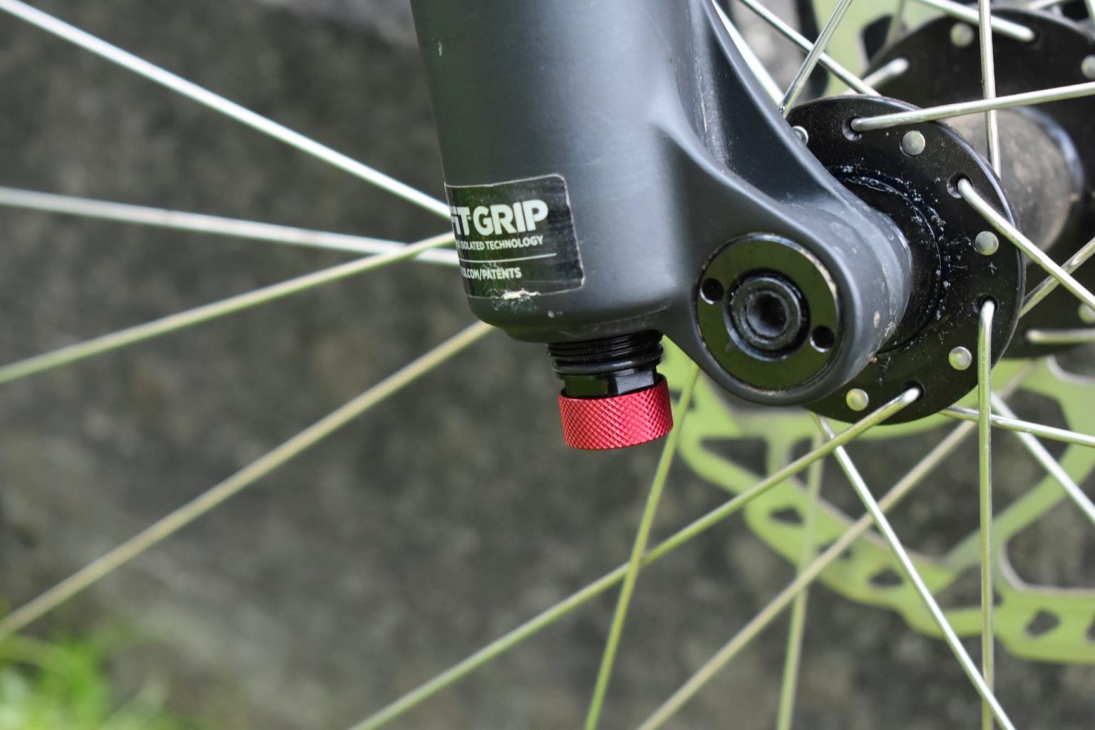 The Marzocchi Bomber Z1 Coil Fork is Supple and Low Maintenance [Review ...