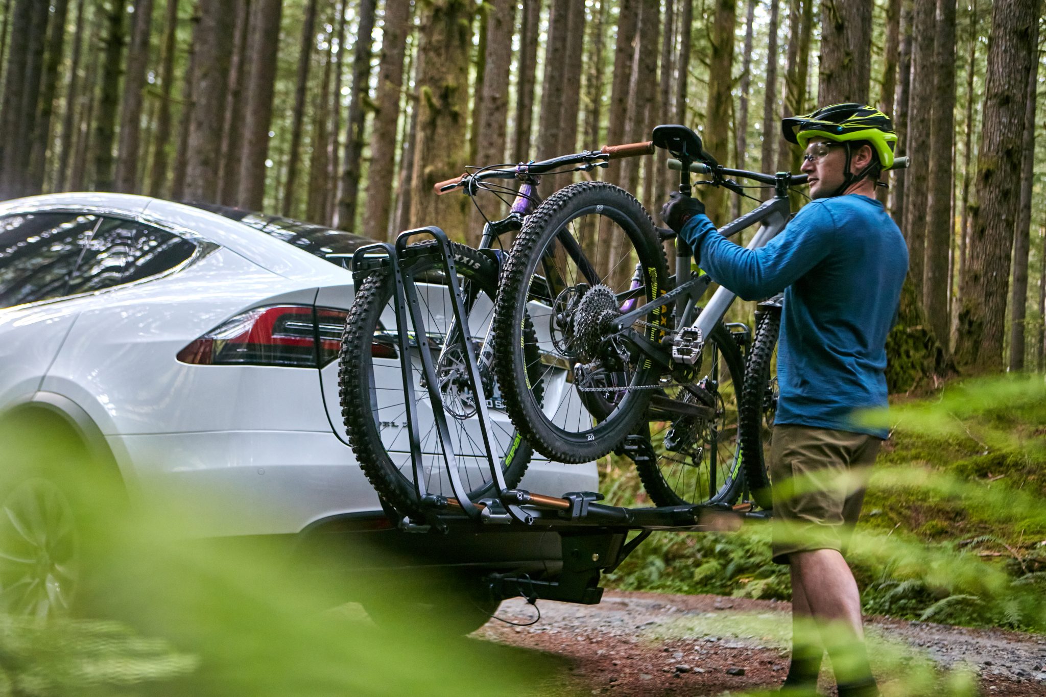 Kuat's New Bike Hitch Rack has Kashima-Coated Arms Because Why Not ...