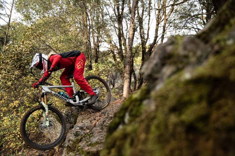 Fox Updates Rampage Pro Carbon Helmet with MIPS to Protect Your Brain ...