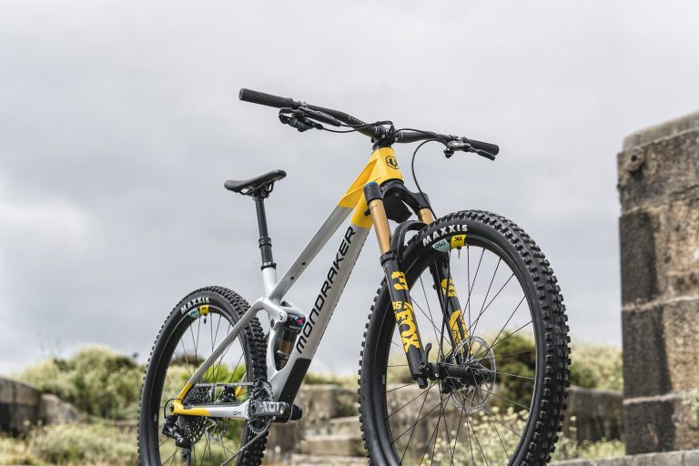 All New Mondraker Raze Brings a Proper Trail Bike to the Line ...