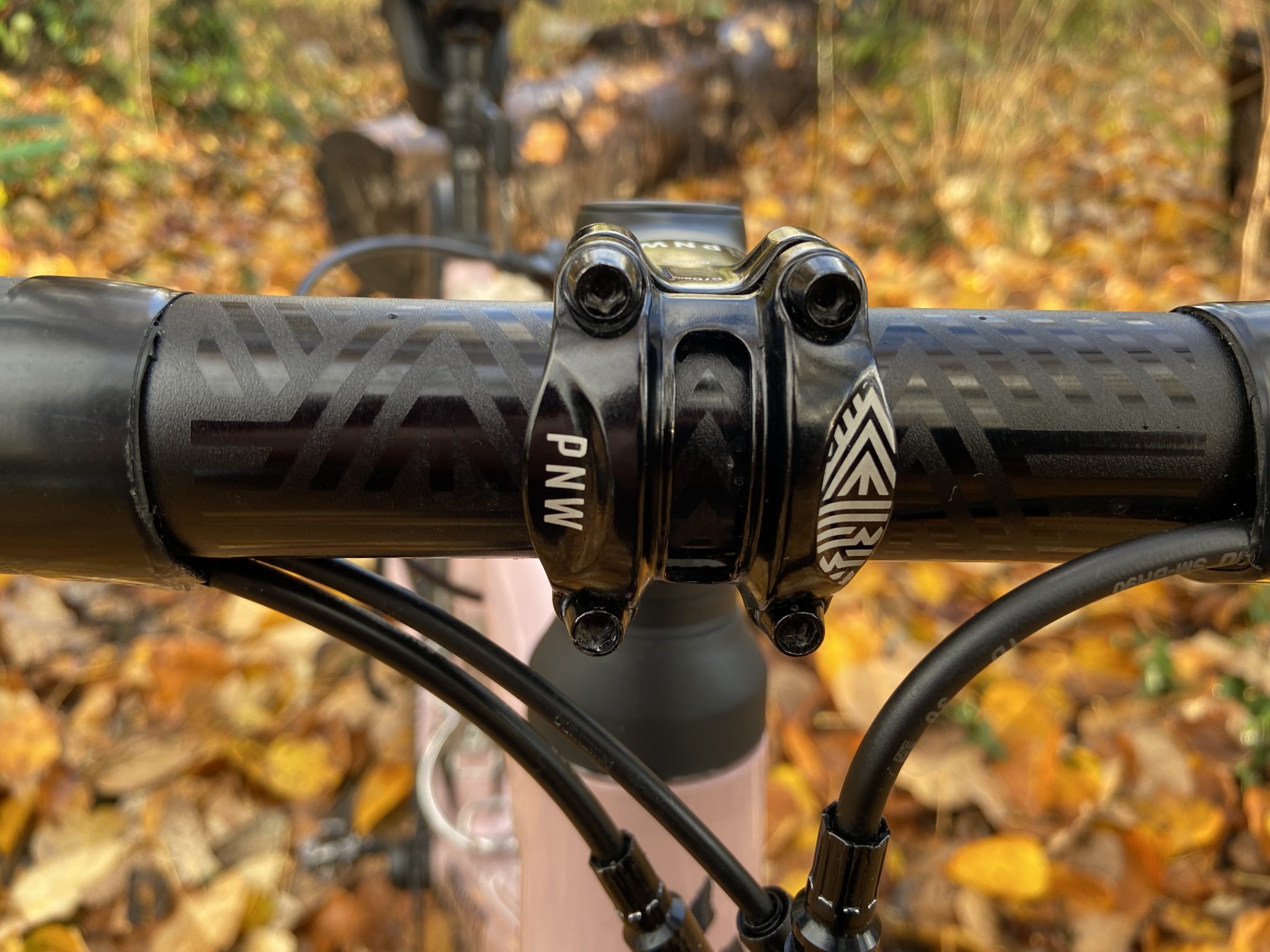 PNW Coast Gravel Handlebar May be the Wide Drop Bar Mountain Bikers ...
