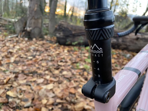 The PNW Coast Dropper Post Also Has Suspension [Review] - Singletracks ...