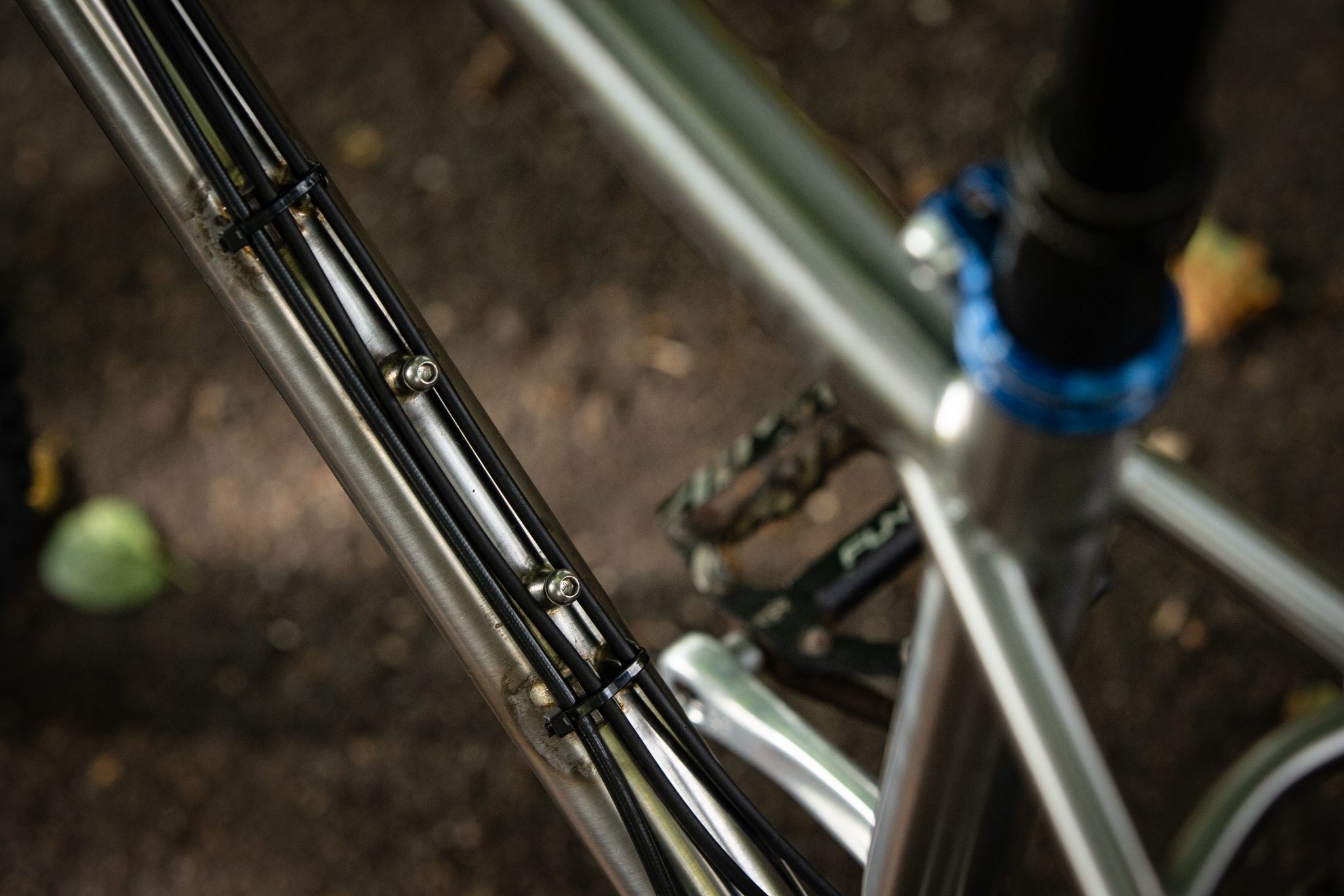 Starling Cycles Stainless Steel Roost Hardtail: Is it a Forever-Bike ...