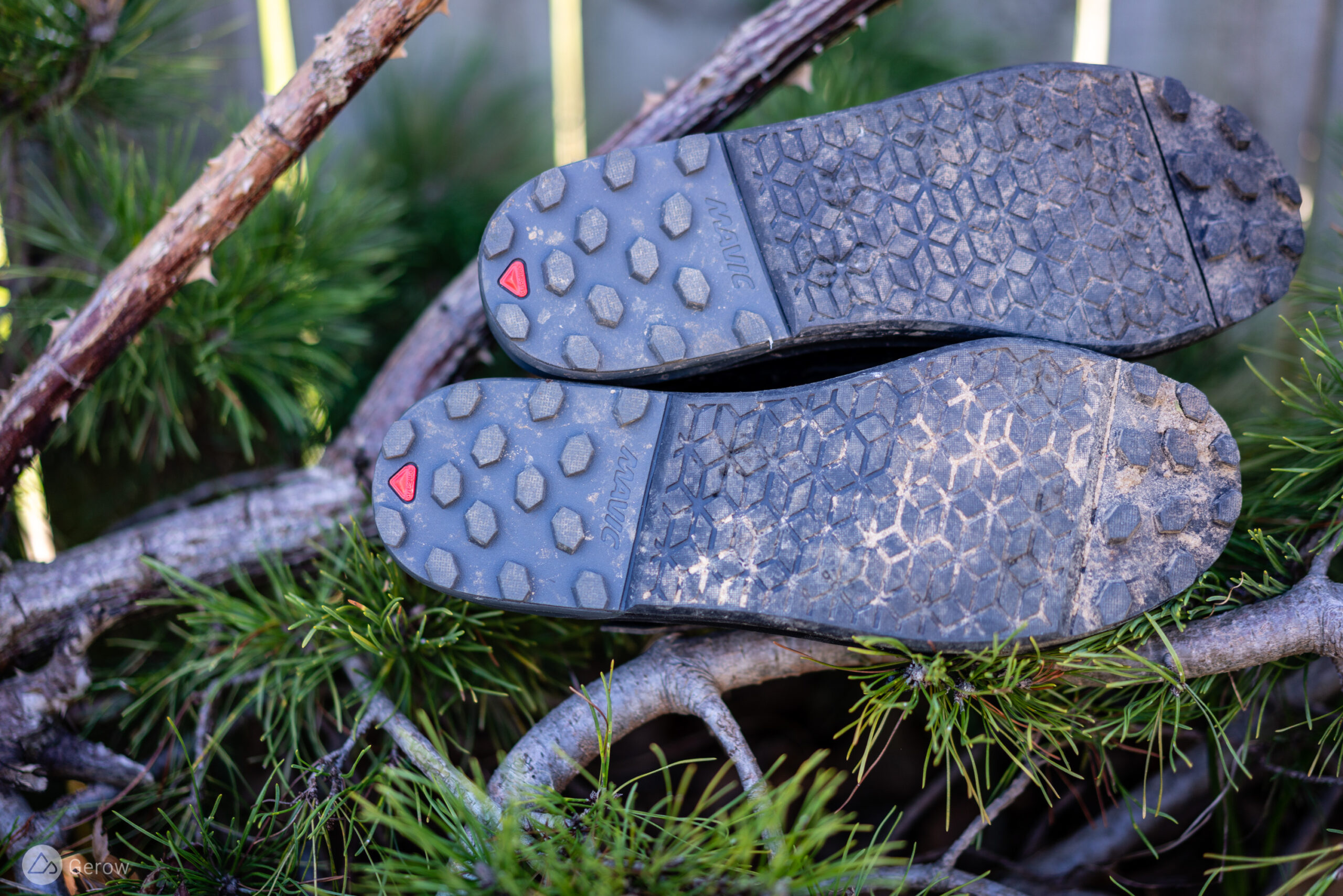 Featherweight Flats: Mavic XA Flex Shoes Incorporate Carbitex [Review ...