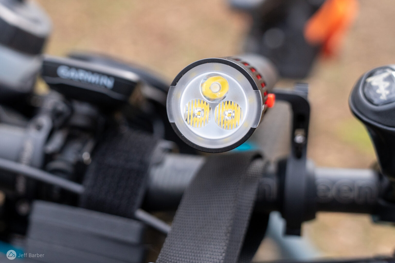 Knog PWR Trail 1100 Light Transforms from Bike Light to Camp Headlamp ...