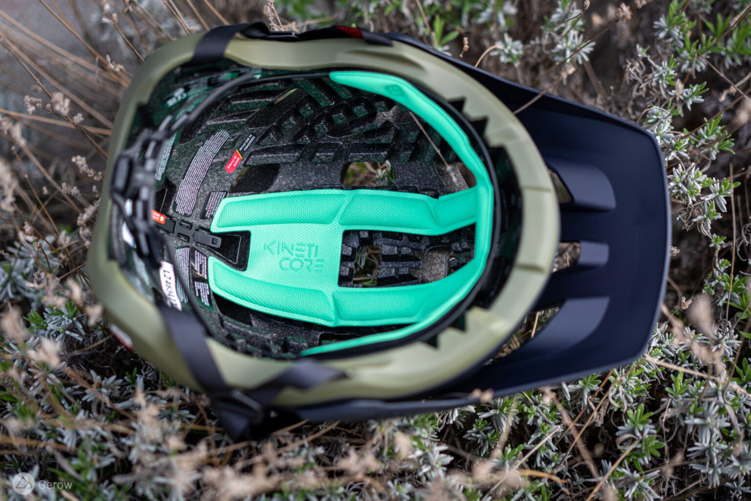 Lazer Jackal Helmet With KinetiCore [Review] - Singletracks Mountain ...