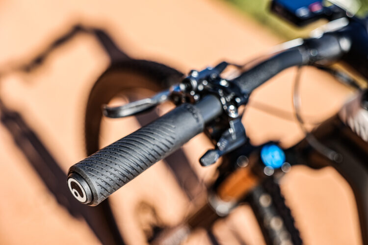 Cotic Updates Steel Enduro Bike, Atomik Adopts FusionFiber, Ergon Grips ...