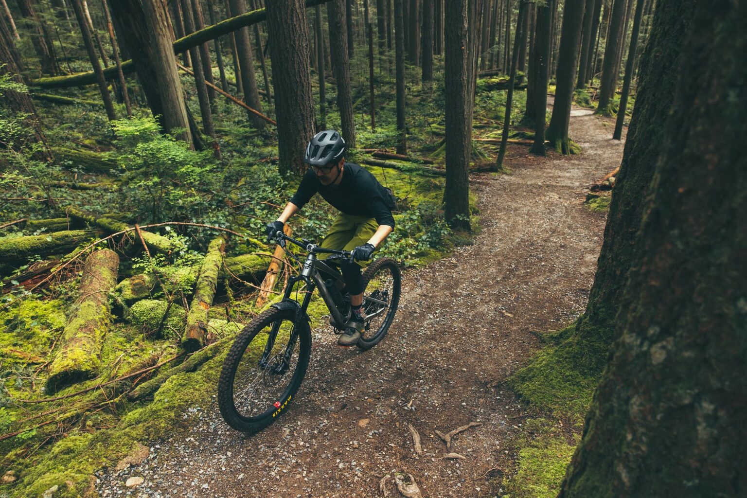 The Banshee Prime is a 135mm Trail Bike that Rides Much Bigger Than It ...