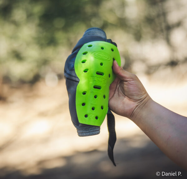 5 Mountain Bike Elbow Pads, Trail Tested - Singletracks Mountain Bike News