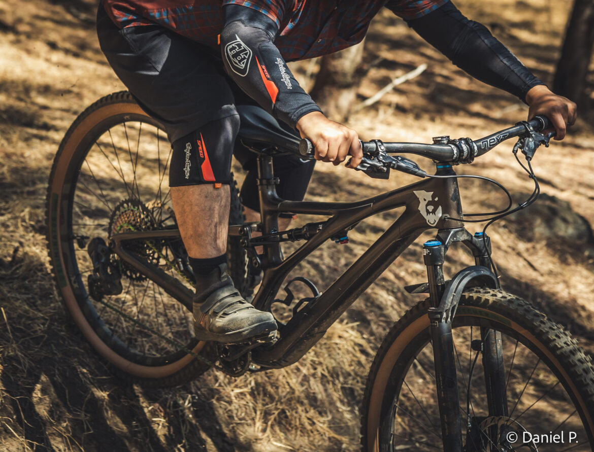 4 MTB Knee Pads, From Minimal to Full-On, Summer Tested - Singletracks ...