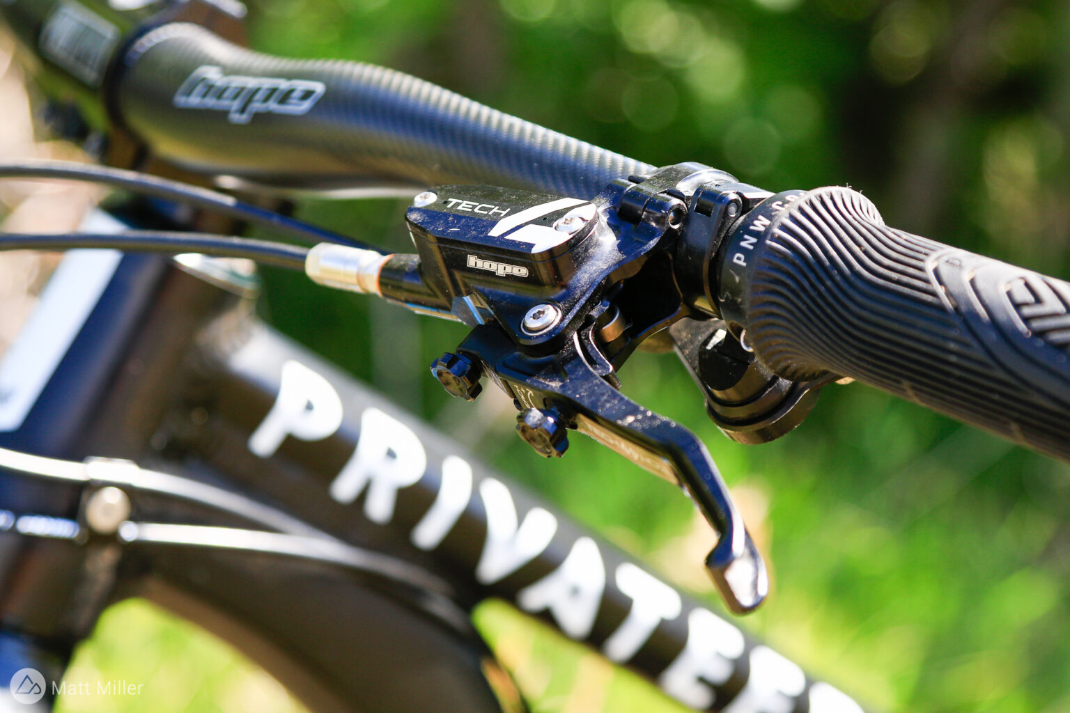 Hope Tech 4 E4 Enduro Brakes Balance Power and Modulation With ...