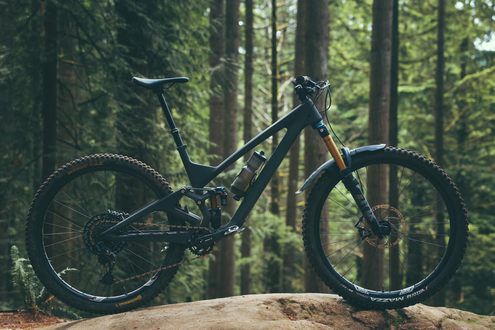 7 MTB Front Fenders Tested for Fall, From Minimal to Full-on ...