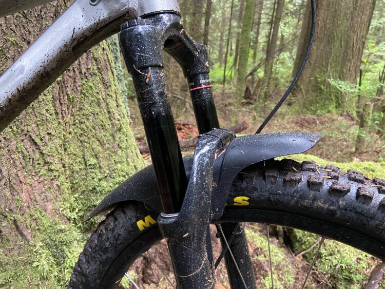 7 MTB Front Fenders Tested for Fall, From Minimal to Full-on ...