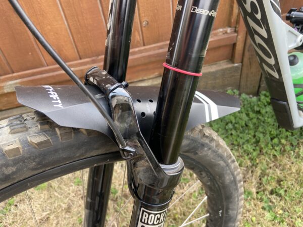 7 MTB Front Fenders Tested for Fall, From Minimal to Full-on ...