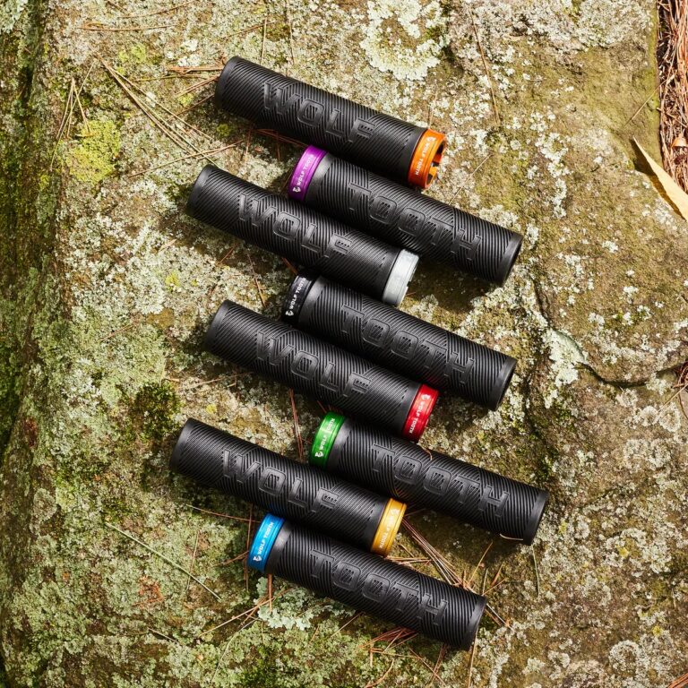 Race Face Updates Turbine Cranks, PNW Drops a Multitool, and We Are One ...