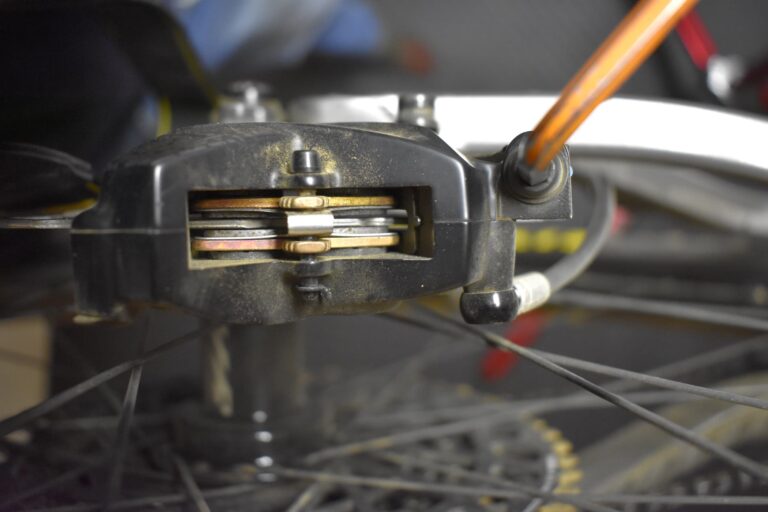 How to Adjust Disc Brakes on your Bike [Repair Tips] - Singletracks ...