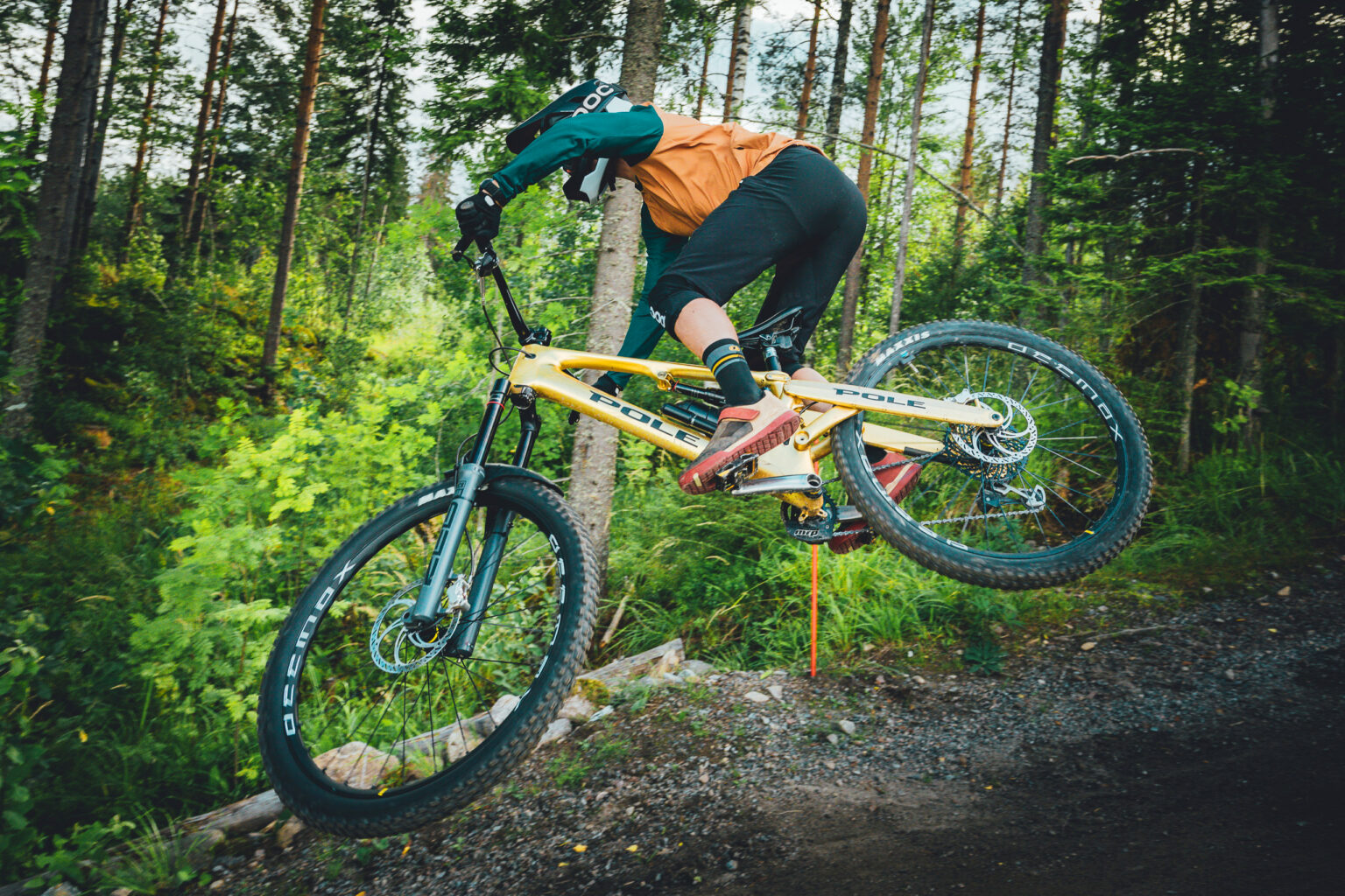 New Race Face Cranks, a CNC'd Pole Enduro Bike, and Wolf Tooth Flat ...