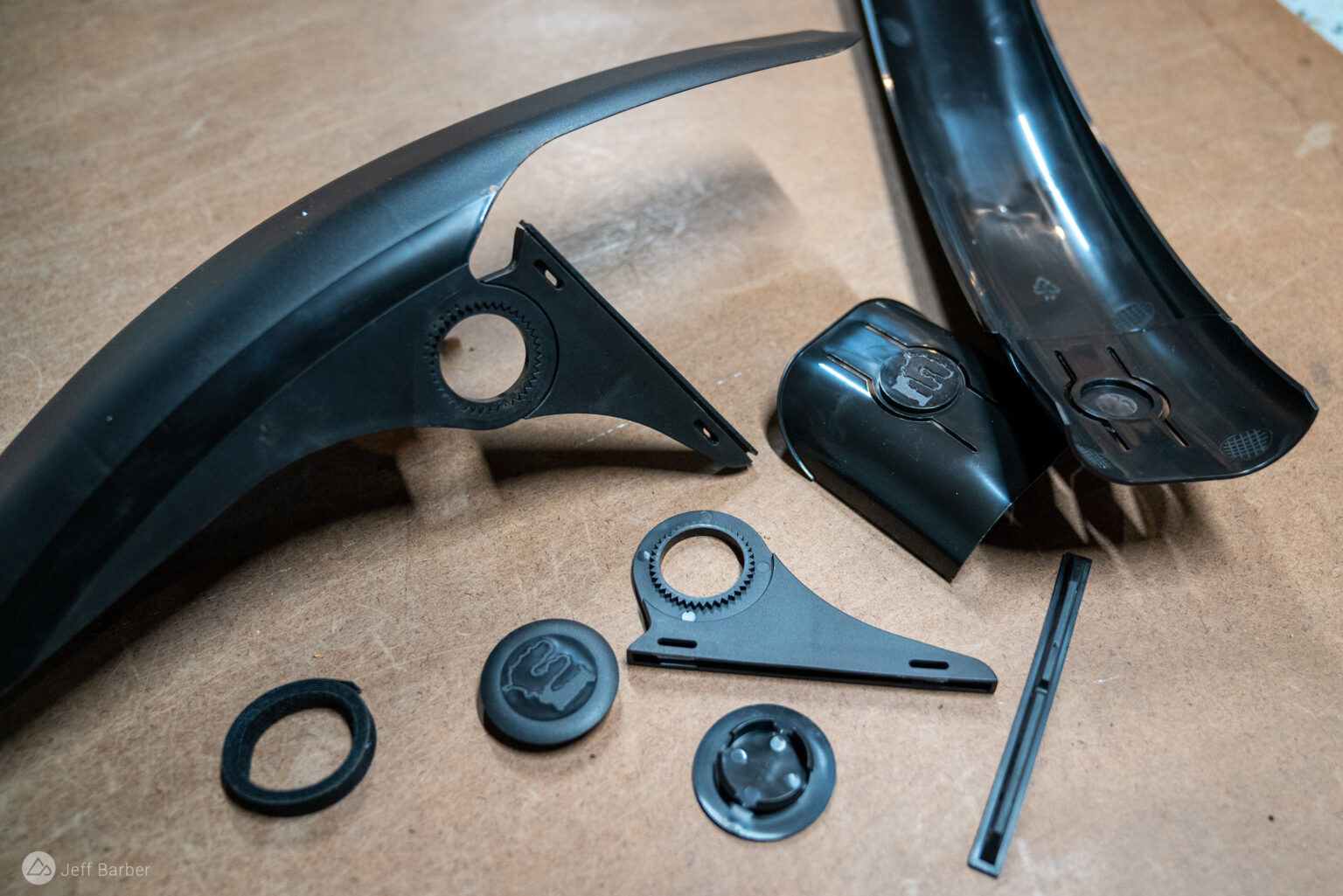 Mucky Nutz MugGuard Fender Keeps Dirt off Your Rear (Shock ...