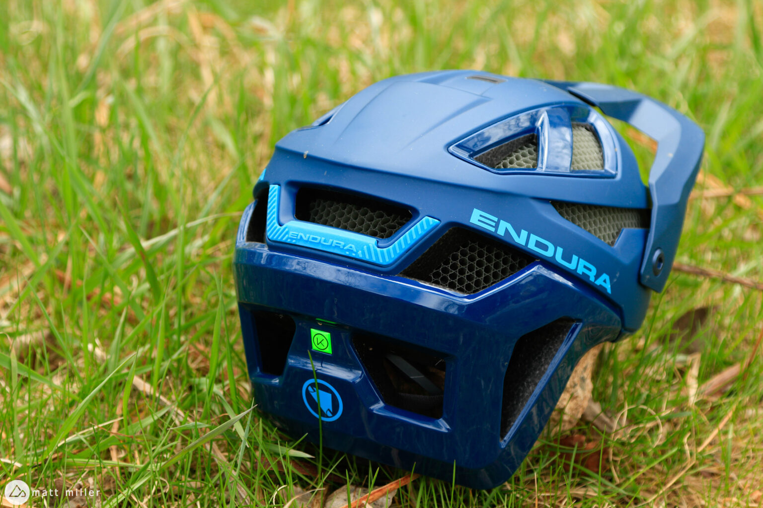 Endura MT500 Helmet Review: Comfort, Fit, and Looks to go With It ...