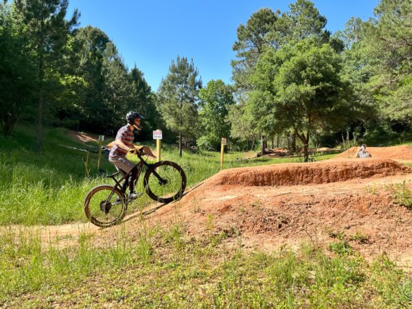 Triumph Over Tabletops and Doubles on your Mountain Bike With These ...